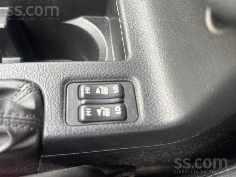 Melns Subaru XV 2013 Rīga, ar dzinēja tilpumu 2.00 L un nobraukumu 215 tūkst. km par 7650 €, foto 9 vietnē AUTOMOTO.COM.LV