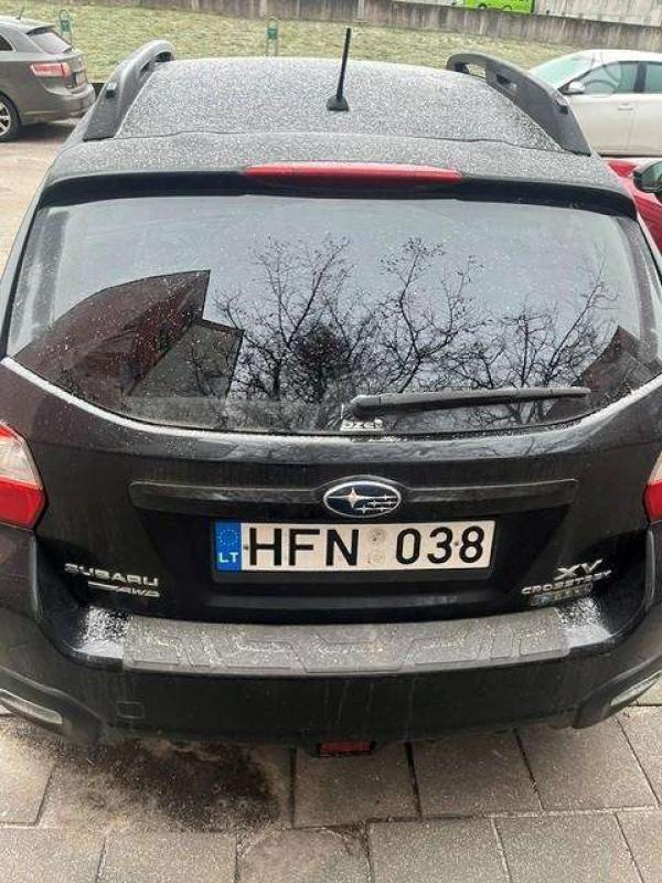 Melns Subaru XV 2013 Viļņa, ar dzinēja tilpumu 2.00 L un nobraukumu 160 tūkst. km par 6100 €, foto 4 vietnē AUTOMOTO.COM.LV