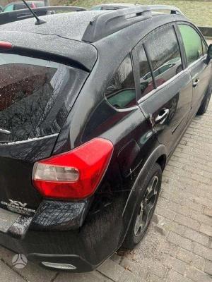 Black Subaru XV 2013 in Vilnius, with an engine capacity of 2.00 L and mileage of 160 thousand km for 6100 €, photo 6 on AUTOMOTO.COM.LV