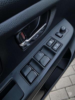 Black Subaru XV 2014 in Vilnius, with an engine capacity of 2.00 L and mileage of 232 thousand km for 6300 €, photo 18 on AUTOMOTO.COM.LV