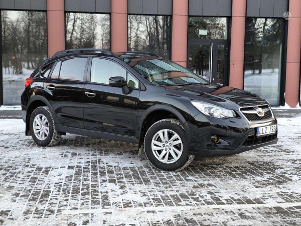Black Subaru XV 2015 in Vilnius, with an engine capacity of 1.99 L and mileage of 116 thousand km for 7700 €, photo 5 on AUTOMOTO.COM.LV