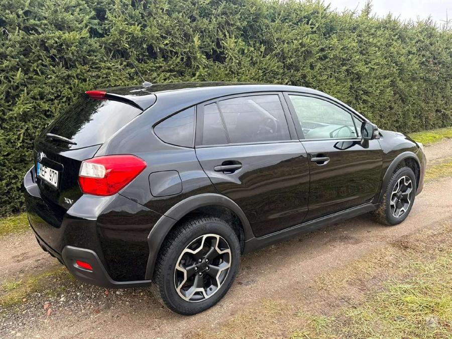 Melns Subaru XV 2014 Prienai, ar dzinēja tilpumu 1.60 L un nobraukumu 202 tūkst. km par 8600 €, foto 4 vietnē AUTOMOTO.COM.LV