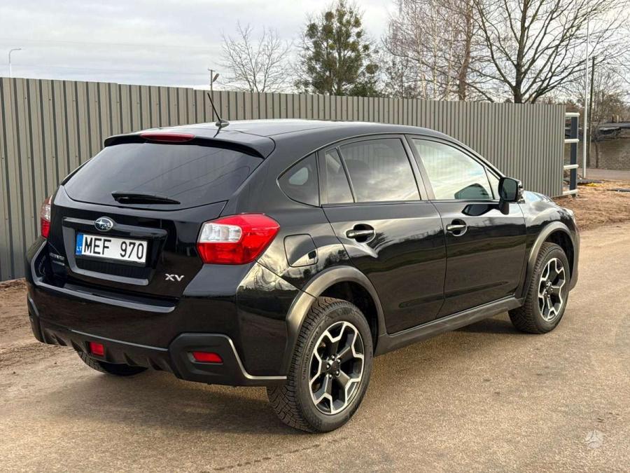 Melns Subaru XV 2014 Prienai, ar dzinēja tilpumu 1.60 L un nobraukumu 202 tūkst. km par 8600 €, foto 5 vietnē AUTOMOTO.COM.LV