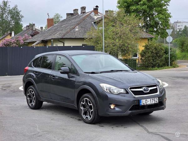 Black Subaru XV 2014 in Riga, with an engine capacity of 2.00 L and mileage of 282 thousand km for 5300 €, photo 3 on AUTOMOTO.COM.LV