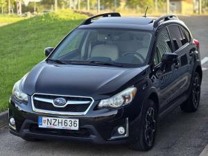 Black Subaru XV 2015 in Radviliskis, with an engine capacity of 2.00 L and mileage of 144 thousand km for 8850 €, photo 5 on AUTOMOTO.COM.LV