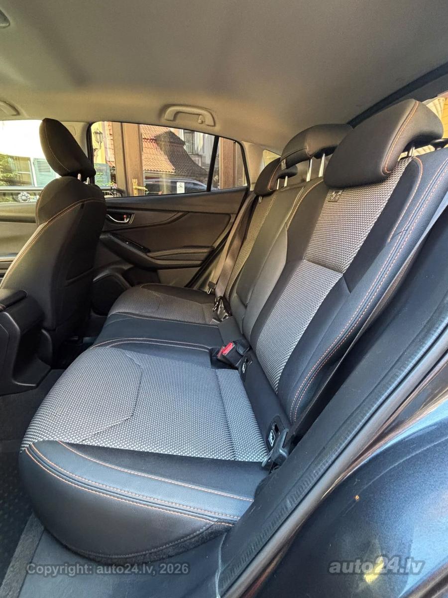 Black Subaru XV 2018 in Riga, with an engine capacity of 2.00 L and mileage of 166 thousand km for 14000 €, photo 10 on AUTOMOTO.COM.LV
