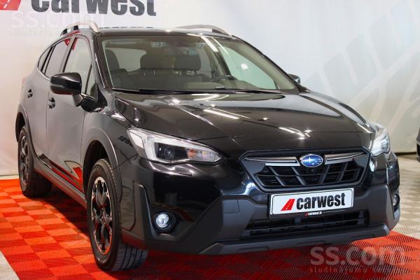 Black Subaru XV 2021 in Riga, with an engine capacity of 1.60 L and mileage of 169 thousand km for 15700 €, photo 3 on AUTOMOTO.COM.LV
