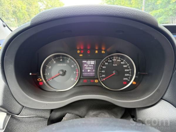 Zils Subaru XV 2012 Rīga, ar dzinēja tilpumu 2.00 L un nobraukumu 199 tūkst. km par 7700 €, foto 9 vietnē AUTOMOTO.COM.LV