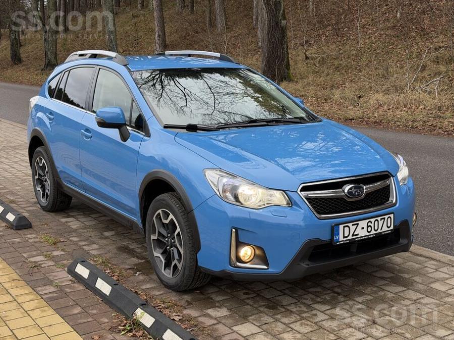 Blue Subaru XV 2016 in Riga, with an engine capacity of 2.00 L and mileage of 156 thousand km for 12000 €, photo 3 on AUTOMOTO.COM.LV