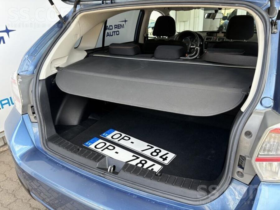 Blue Subaru XV 2017 in Riga, with an engine capacity of 2.00 L and mileage of 104 thousand km for 10900 €, photo 27 on AUTOMOTO.COM.LV