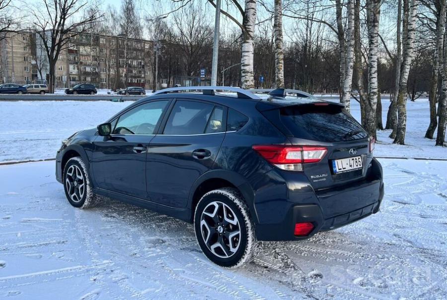 Zils Subaru XV 2018 Rīga, ar dzinēja tilpumu 2.00 L un nobraukumu 82 tūkst. km par 12890 €, foto 2 vietnē AUTOMOTO.COM.LV