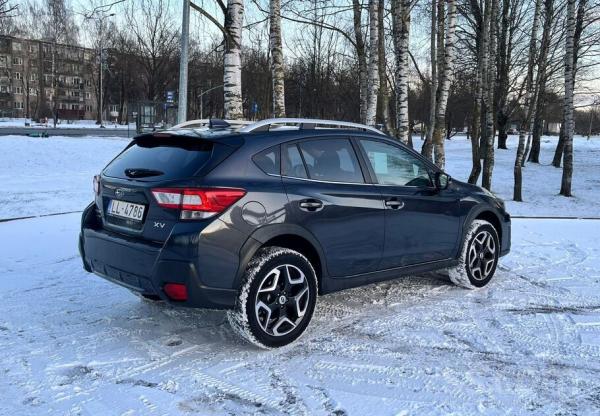 Blue Subaru XV 2018 in Riga, with an engine capacity of 2.00 L and mileage of 82 thousand km for 12890 €, photo 3 on AUTOMOTO.COM.LV