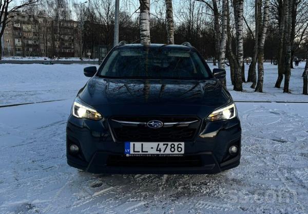 Blue Subaru XV 2018 in Riga, with an engine capacity of 2.00 L and mileage of 82 thousand km for 12890 €, photo 5 on AUTOMOTO.COM.LV