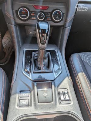 Blue Subaru XV 2021 in Vilnius, with an engine capacity of 1.60 L and mileage of 100 thousand km for 17500 €, photo 10 on AUTOMOTO.COM.LV