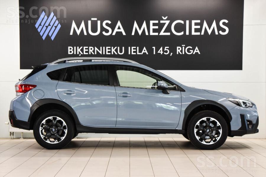 Blue Subaru XV 2023 in Riga, with an engine capacity of 1.60 L and mileage of 50 thousand km for 20990 €, photo 5 on AUTOMOTO.COM.LV