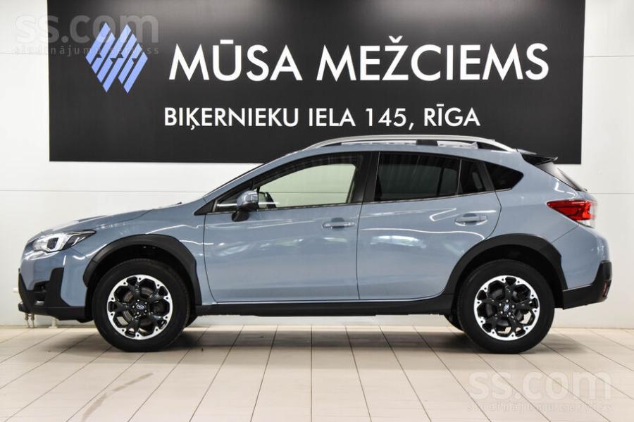 Blue Subaru XV 2023 in Riga, with an engine capacity of 1.60 L and mileage of 50 thousand km for 20990 €, photo 6 on AUTOMOTO.COM.LV