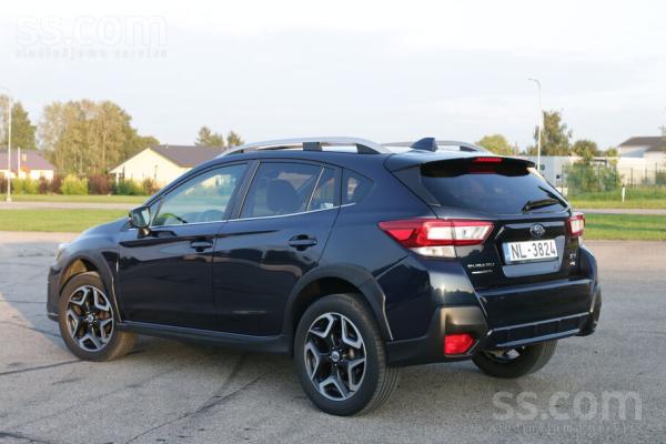 Blue Subaru XV 2019 in Riga, with an engine capacity of 2.00 L and mileage of 145 thousand km for 17000 €, photo 3 on AUTOMOTO.COM.LV