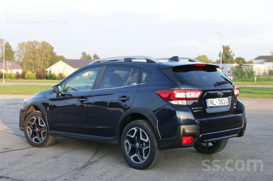 Blue Subaru XV 2019 in Riga, with an engine capacity of 2.00 L and mileage of 145 thousand km for 17000 €, photo 3 on AUTOMOTO.COM.LV