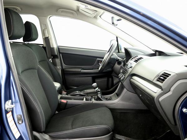 Zils Subaru XV 2012 Tallina, ar dzinēja tilpumu 2.00 L un nobraukumu 279 tūkst. km par 2699 €, foto 6 vietnē AUTOMOTO.COM.LV