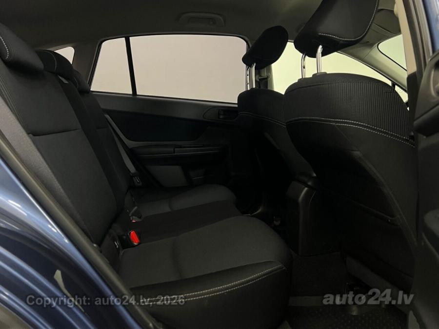 Zils Subaru XV 2013 Pērnava, ar dzinēja tilpumu 2.00 L un nobraukumu 190 tūkst. km par 7990 €, foto 13 vietnē AUTOMOTO.COM.LV