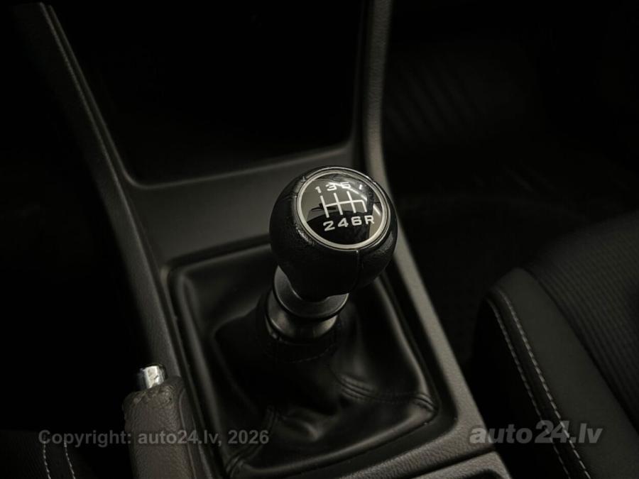 Zils Subaru XV 2013 Pērnava, ar dzinēja tilpumu 2.00 L un nobraukumu 190 tūkst. km par 7990 €, foto 14 vietnē AUTOMOTO.COM.LV