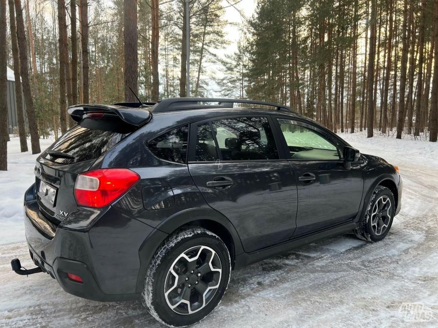 Subaru XV 2015 Viļņa, ar dzinēja tilpumu 2.00 L un nobraukumu 300 tūkst. km par 6450 €, foto 7 vietnē AUTOMOTO.COM.LV