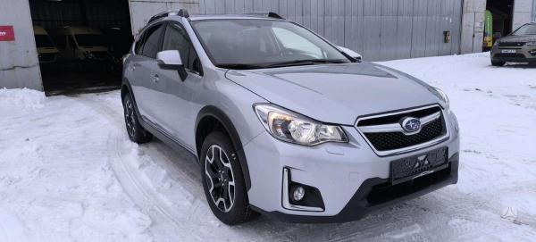 Subaru XV 2016 in Siauliai, with an engine capacity of 1.60 L and mileage of 172 thousand km for 9950 €, photo 3 on AUTOMOTO.COM.LV