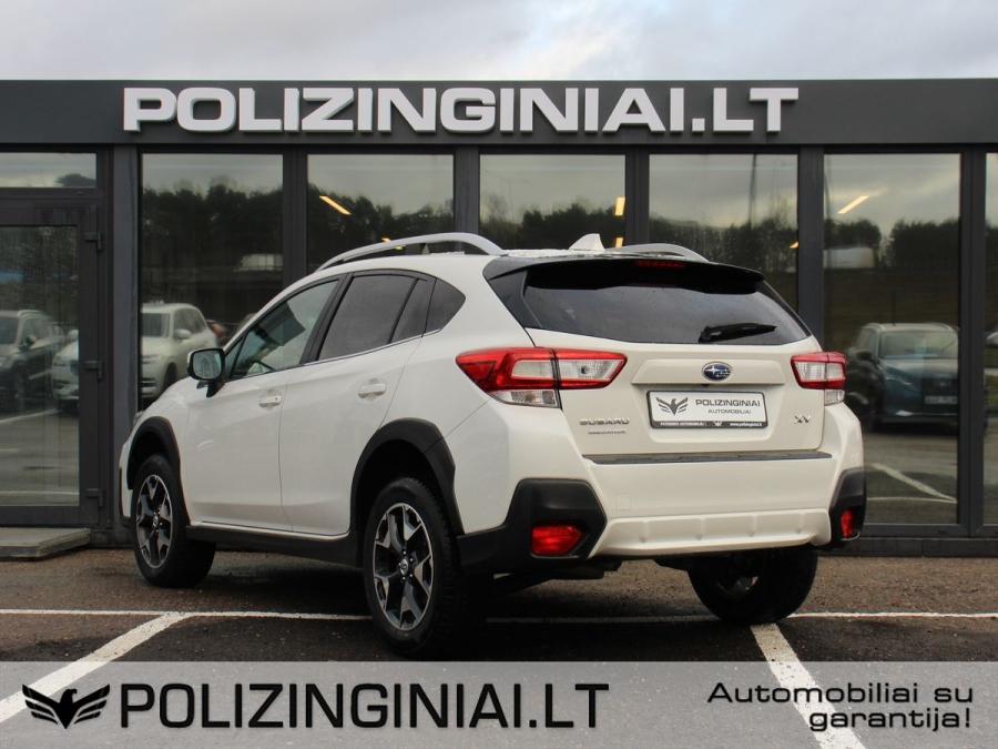Subaru XV 2018 in Vilnius, with an engine capacity of 1.60 L and mileage of 136 thousand km for 16999 €, photo 4 on AUTOMOTO.COM.LV