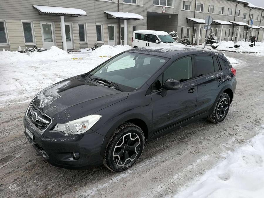 Grey Subaru XV 2012 in Vilnius, with an engine capacity of 2.00 L and mileage of 230 thousand km for 7450 €, photo 6 on AUTOMOTO.COM.LV