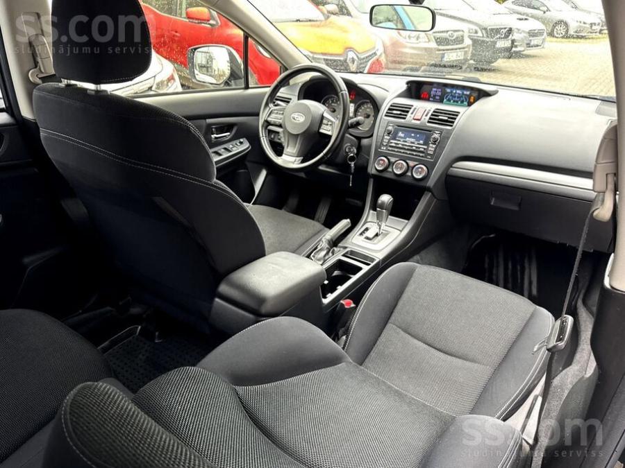 Pelēks Subaru XV 2012 Rīga, ar dzinēja tilpumu 2.00 L un nobraukumu 207 tūkst. km par 8000 €, foto 12 vietnē AUTOMOTO.COM.LV