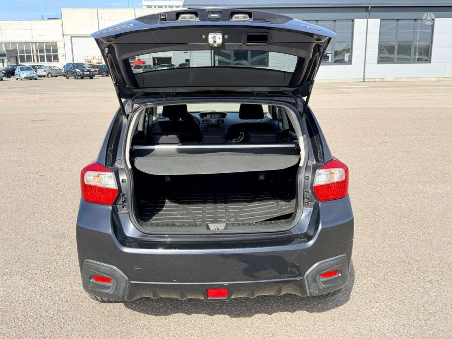 Grey Subaru XV 2012 in Panevezys, with an engine capacity of 1.60 L and mileage of 269 thousand km for 4900 €, photo 10 on AUTOMOTO.COM.LV