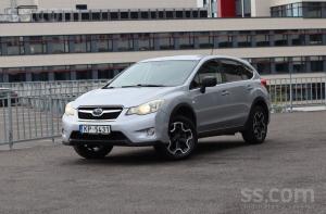 Grey Subaru XV 2012 in Riga, with an engine capacity of 2.00 L and mileage of 323 thousand km for 2580 €, photo 4 on AUTOMOTO.COM.LV