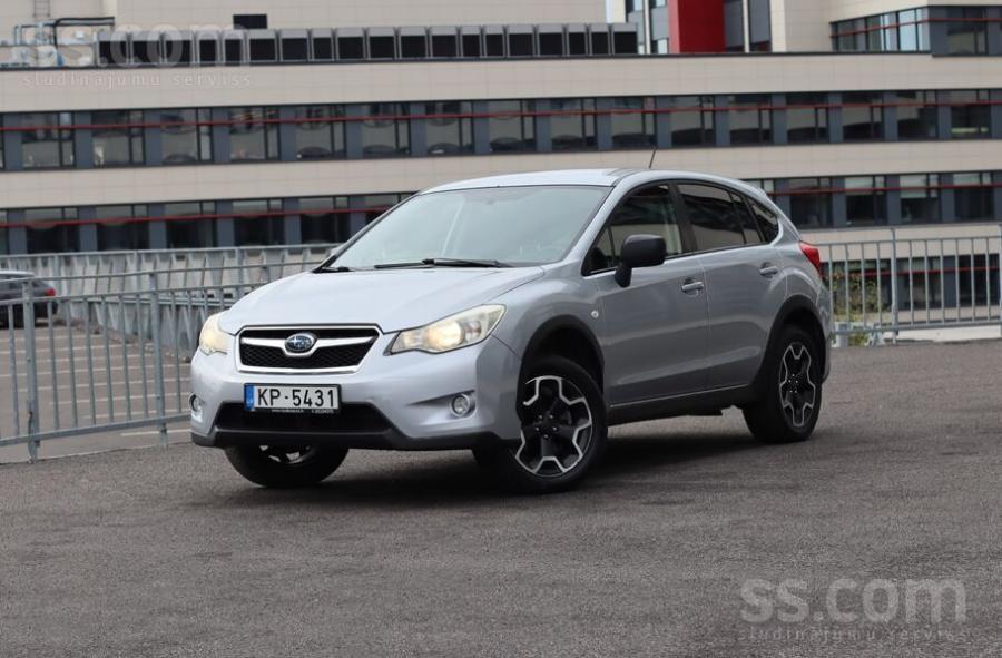 Grey Subaru XV 2012 in Riga, with an engine capacity of 2.00 L and mileage of 323 thousand km for 2580 €, photo 4 on AUTOMOTO.COM.LV