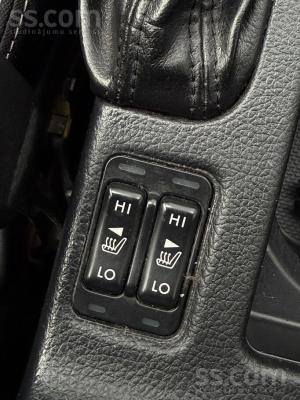 Grey Subaru XV 2012 in Riga, with an engine capacity of 2.00 L and mileage of 323 thousand km for 2580 €, photo 14 on AUTOMOTO.COM.LV