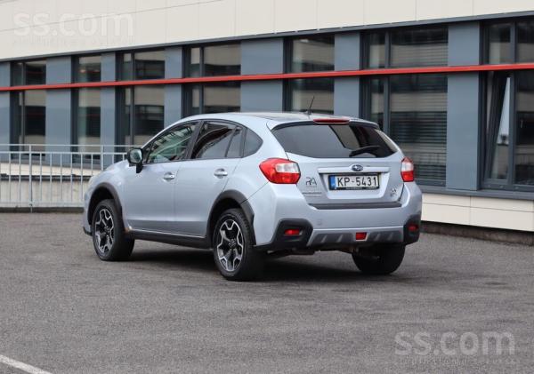 Pelēks Subaru XV 2012 Rīga, ar dzinēja tilpumu 2.00 L un nobraukumu 323 tūkst. km par 2580 €, foto 5 vietnē AUTOMOTO.COM.LV