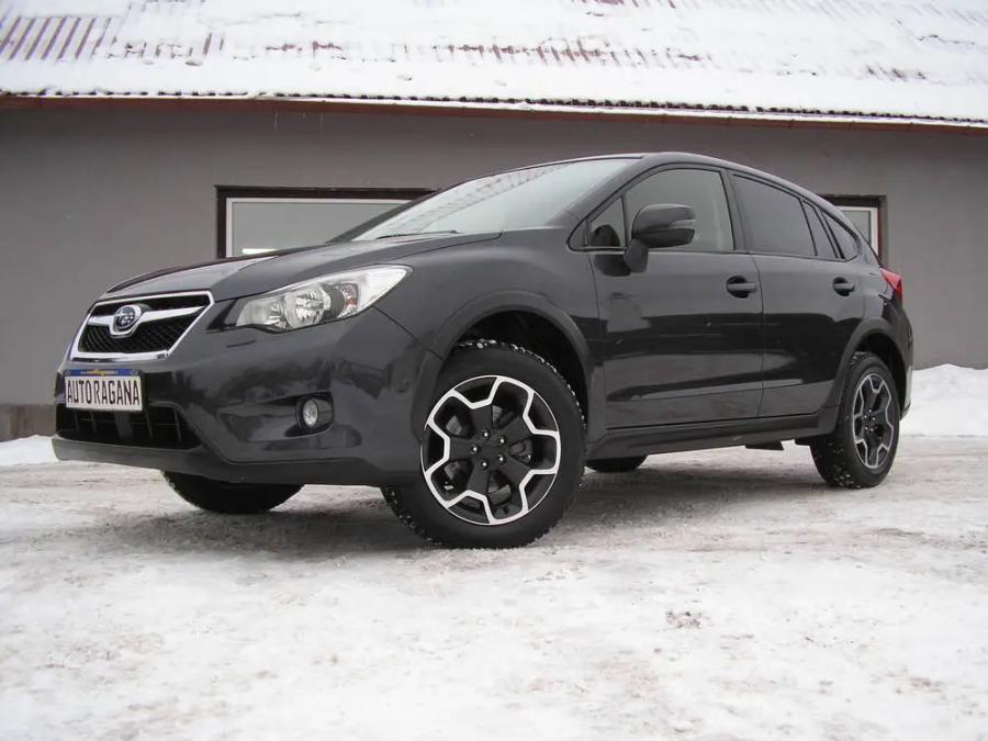 Pelēks Subaru XV 2013 Sigulda, ar dzinēja tilpumu 2.00 L un nobraukumu 110 tūkst. km par 9950 €, foto 1 vietnē AUTOMOTO.COM.LV