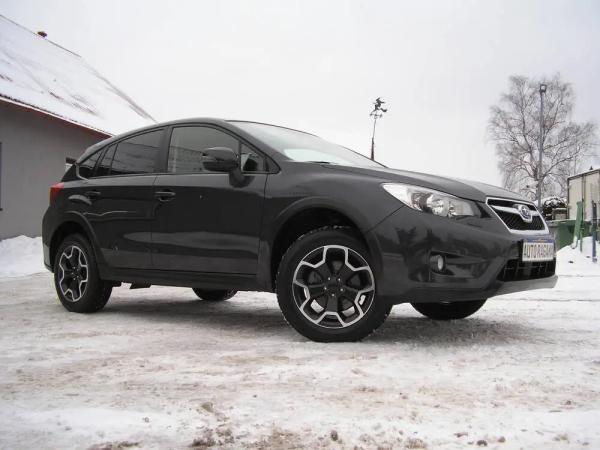 Pelēks Subaru XV 2013 Sigulda, ar dzinēja tilpumu 2.00 L un nobraukumu 110 tūkst. km par 9950 €, foto 2 vietnē AUTOMOTO.COM.LV