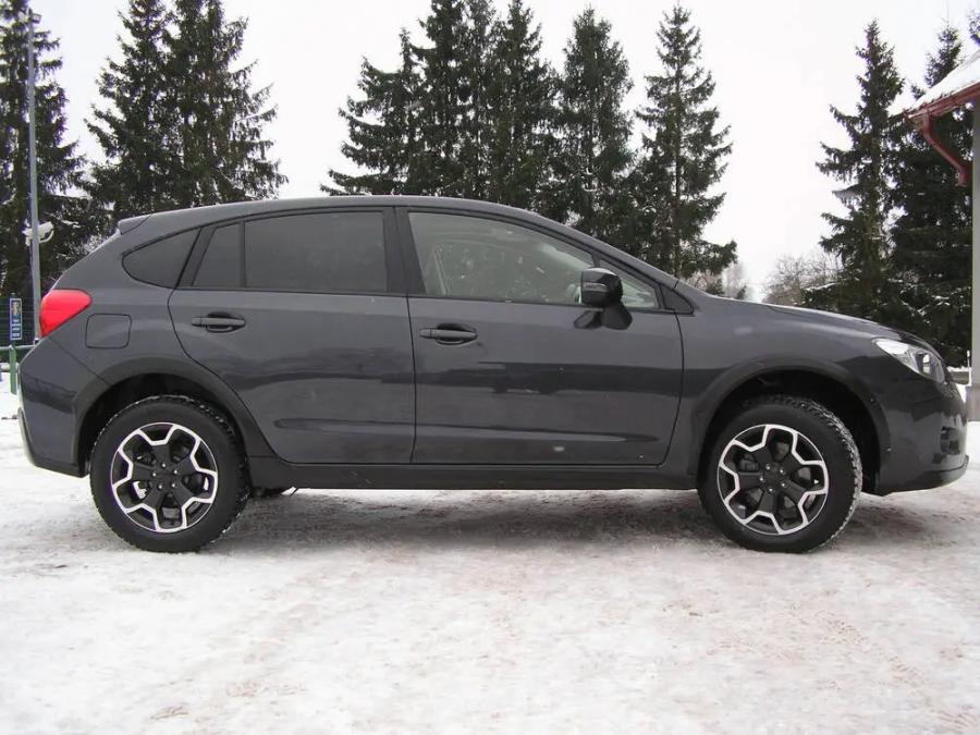 Pelēks Subaru XV 2013 Sigulda, ar dzinēja tilpumu 2.00 L un nobraukumu 110 tūkst. km par 9950 €, foto 8 vietnē AUTOMOTO.COM.LV