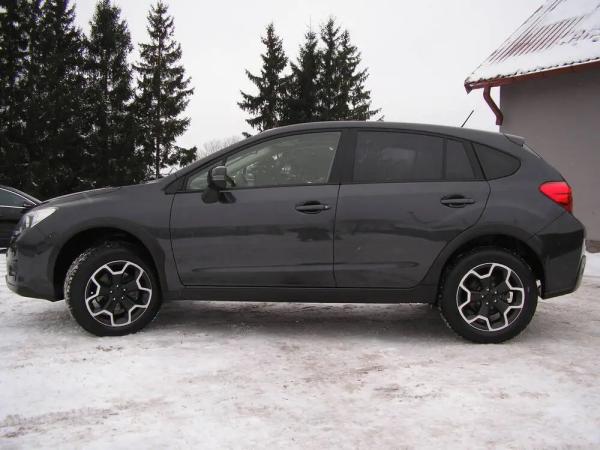 Pelēks Subaru XV 2013 Sigulda, ar dzinēja tilpumu 2.00 L un nobraukumu 110 tūkst. km par 9950 €, foto 8 vietnē AUTOMOTO.COM.LV