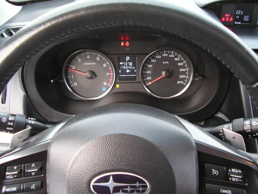 Pelēks Subaru XV 2013 Sigulda, ar dzinēja tilpumu 2.00 L un nobraukumu 110 tūkst. km par 9950 €, foto 16 vietnē AUTOMOTO.COM.LV