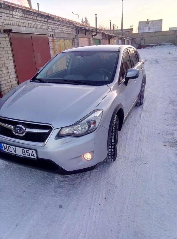 Grey Subaru XV 2013 in Kaunas, with an engine capacity of 2.00 L and mileage of 182 thousand km for 4500 €, photo 4 on AUTOMOTO.COM.LV