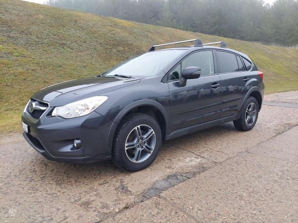 Grey Subaru XV 2014 in Vilnius, with an engine capacity of 2.00 L and mileage of 216 thousand km for 7800 €, photo 2 on AUTOMOTO.COM.LV