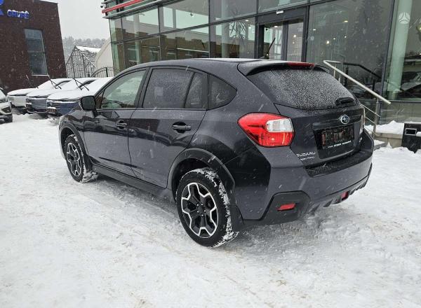 Pelēks Subaru XV 2014 Viļņa, ar dzinēja tilpumu 2.00 L un nobraukumu 127 tūkst. km par 10290 €, foto 4 vietnē AUTOMOTO.COM.LV