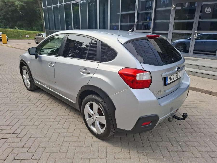 Pelēks Subaru XV 2014 Viļņa, ar dzinēja tilpumu 1.60 L un nobraukumu 237 tūkst. km par 5900 €, foto 8 vietnē AUTOMOTO.COM.LV