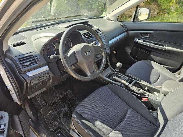 Grey Subaru XV 2014 in Kelme, with an engine capacity of 2.00 L and mileage of 159 thousand km for 2500 €, photo 10 on AUTOMOTO.COM.LV