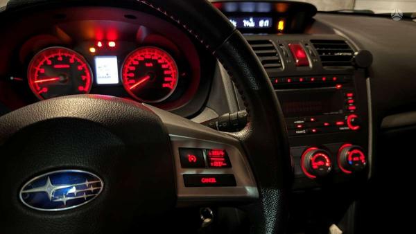 Pelēks Subaru XV 2015 Viļņa, ar dzinēja tilpumu 1.60 L un nobraukumu 152 tūkst. km par 8500 €, foto 8 vietnē AUTOMOTO.COM.LV