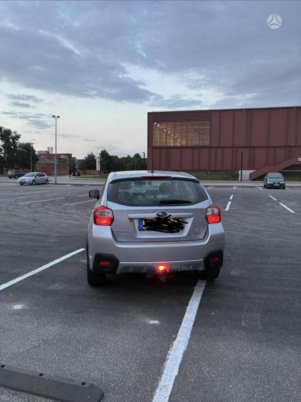 Pelēks Subaru XV 2015 Tauragė, ar dzinēja tilpumu 2.00 L un nobraukumu 138 tūkst. km par 5500 €, foto 6 vietnē AUTOMOTO.COM.LV