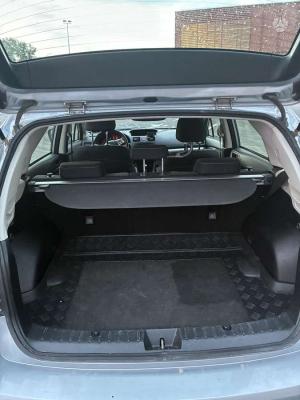 Grey Subaru XV 2015 in Taurage, with an engine capacity of 2.00 L and mileage of 138 thousand km for 5500 €, photo 8 on AUTOMOTO.COM.LV