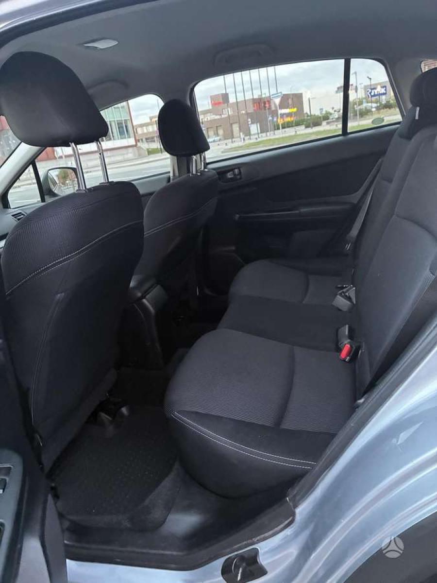Grey Subaru XV 2015 in Taurage, with an engine capacity of 2.00 L and mileage of 138 thousand km for 5500 €, photo 10 on AUTOMOTO.COM.LV