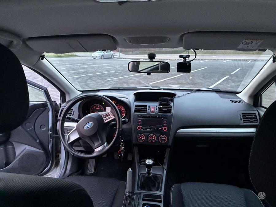 Grey Subaru XV 2015 in Taurage, with an engine capacity of 2.00 L and mileage of 138 thousand km for 5500 €, photo 15 on AUTOMOTO.COM.LV